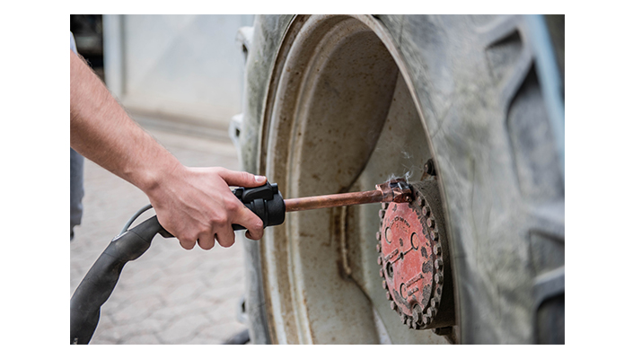 GYS induction heaters - new products and service